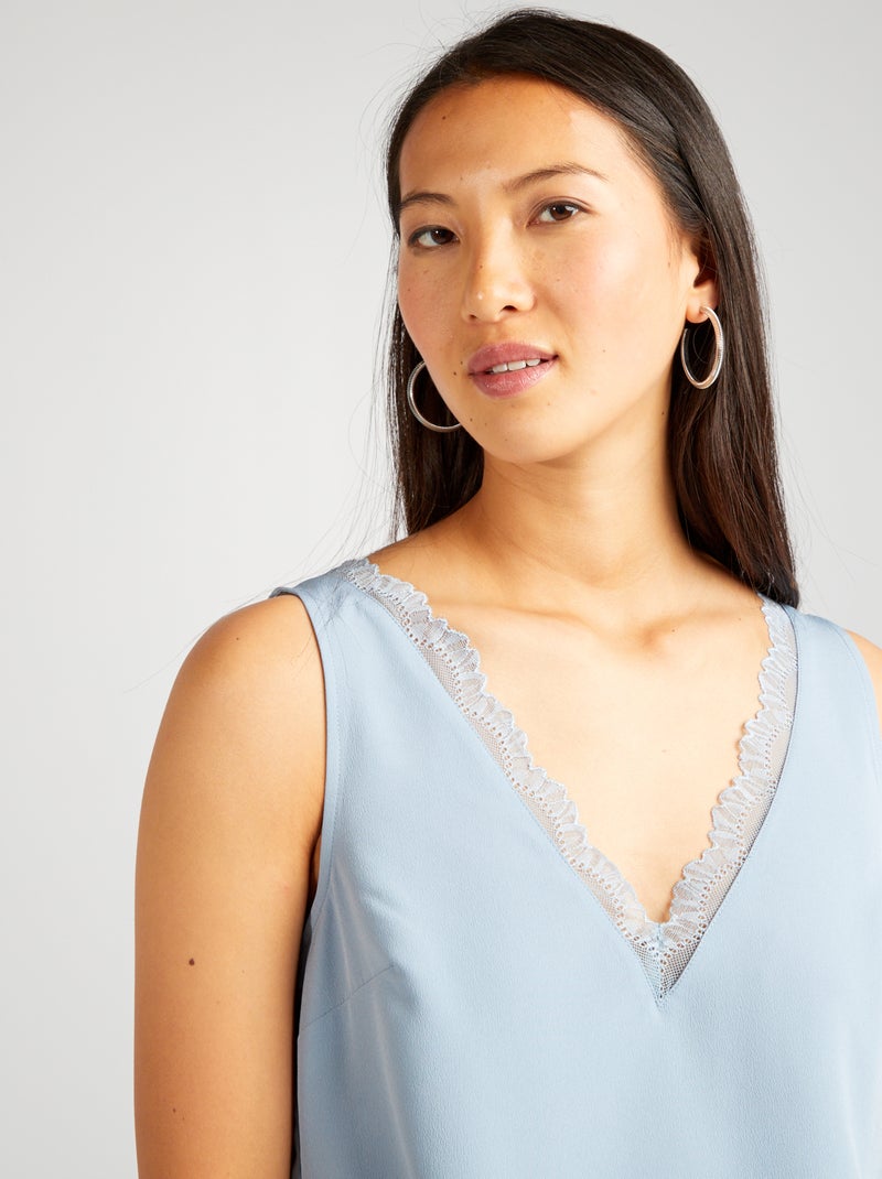 Blusa sin mangas con cuello de encaje - AZUL - Kiabi - 12.00€