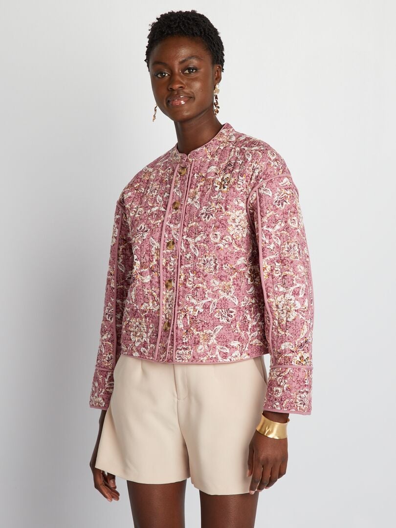Chaqueta corta acolchada de flores - ROSA - Kiabi - 35.00€