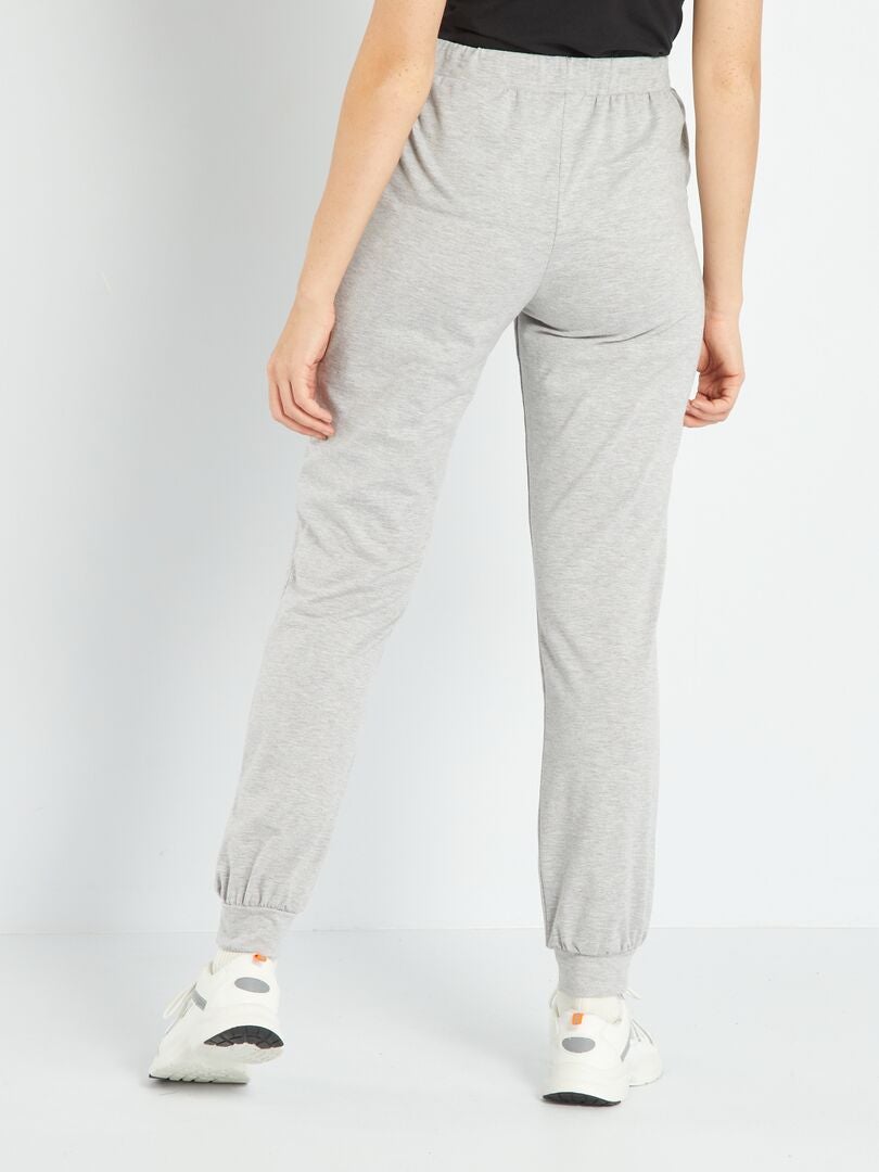 Jogging de punto - gris - Kiabi - 14.00€