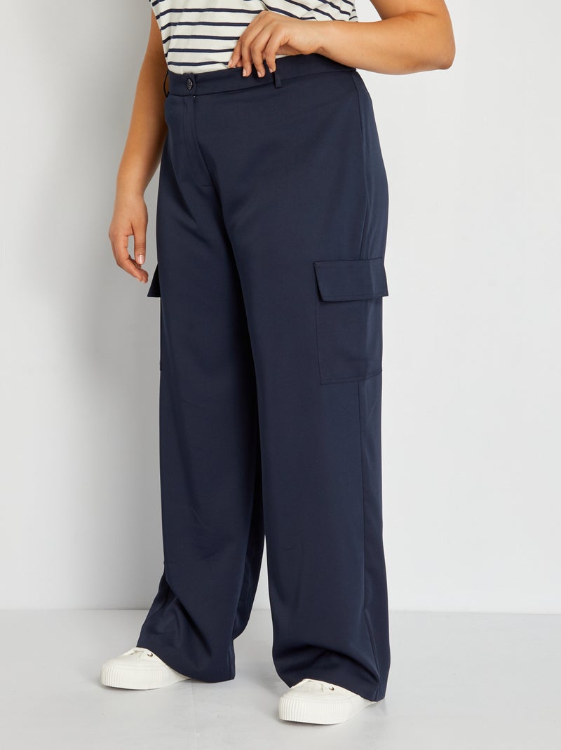 Pantalón tipo cargo color liso - azul - 25.00€ - Kiabi