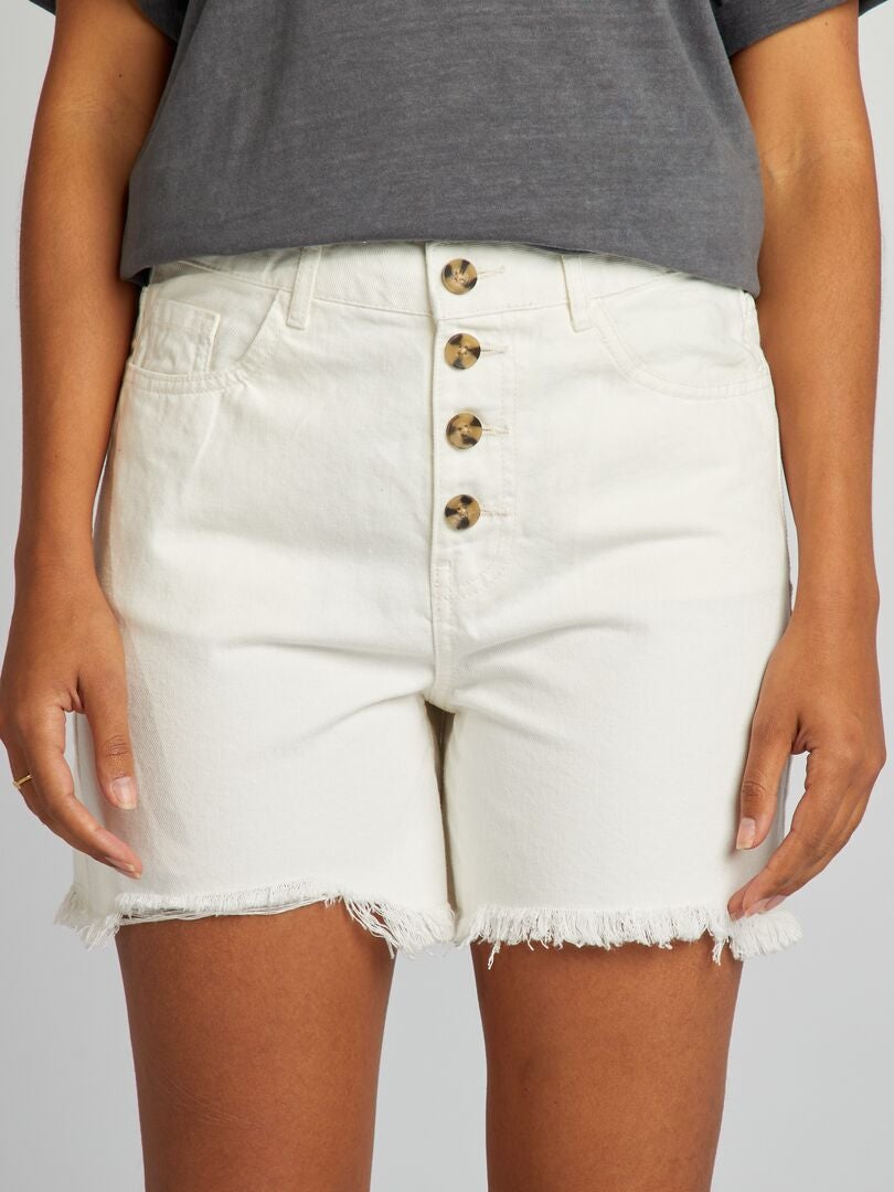Short de tiro alto con botones - BLANCO - Kiabi - 12.00€