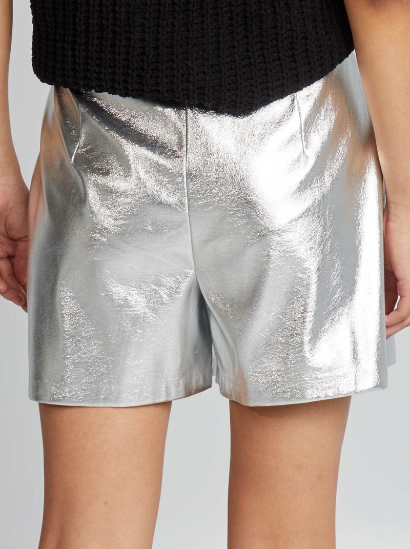 Short sintético plateado - GRIS - 20.00€ - Kiabi