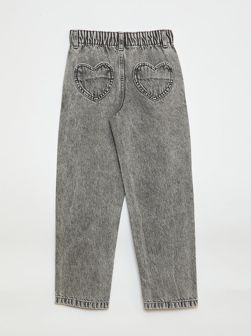Vaquero mom con bolsillos en forma de corazón - Gris - Niña - 15.00 ...
